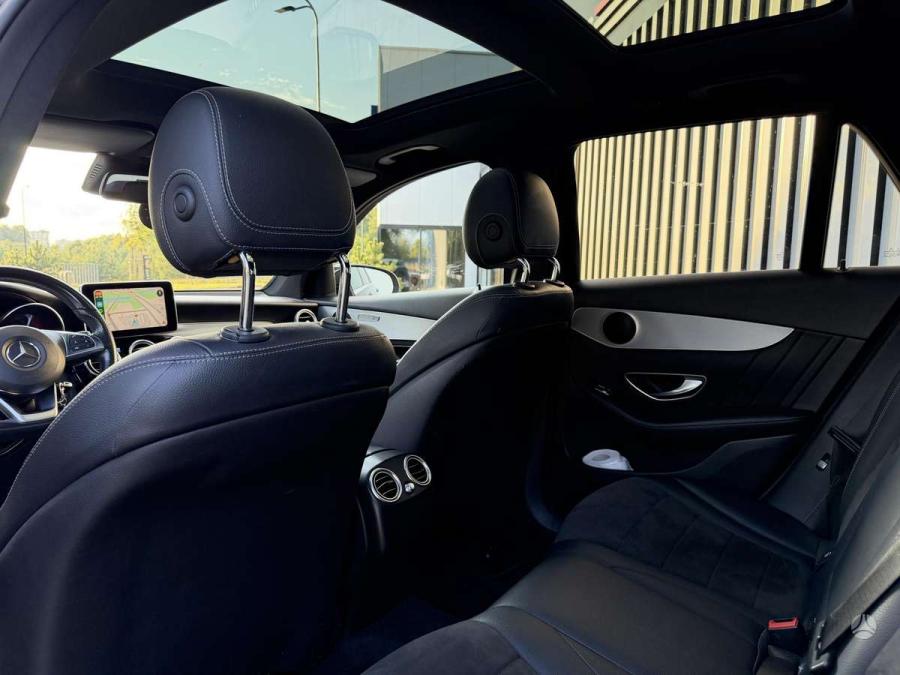 Black Mercedes-Benz GLC 220 2017 in Vilnius, with an engine capacity of 2.14 L and mileage of 157 thousand km for 21000 €, photo 10 on AUTOMOTO.COM.LV