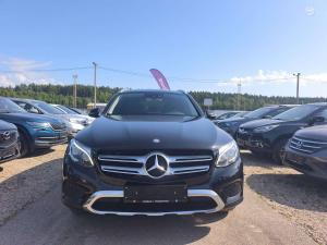 Черный Мерседес ГЛЦ 220 2017 в Вильнюс, объемом двигателя 2.20 л и пробегом 207 тыс. км за 19450 €, фото 3 на AUTOMOTO.COM.LV