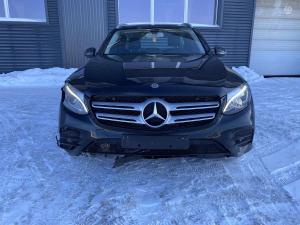 Black Mercedes-Benz GLC 220 2018 in Taurage, with an engine capacity of 2.14 L and mileage of 301 thousand km for 9200 €, photo 2 on AUTOMOTO.COM.LV