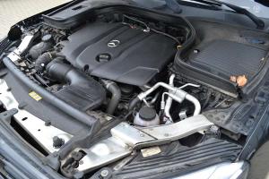 Melns Mercedes-Benz GLC 220 2018 Viļņa, ar dzinēja tilpumu 2.14 L un nobraukumu 195 tūkst. km par 16900 €, foto 12 vietnē AUTOMOTO.COM.LV