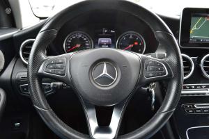Melns Mercedes-Benz GLC 220 2018 Viļņa, ar dzinēja tilpumu 2.14 L un nobraukumu 195 tūkst. km par 16900 €, foto 48 vietnē AUTOMOTO.COM.LV