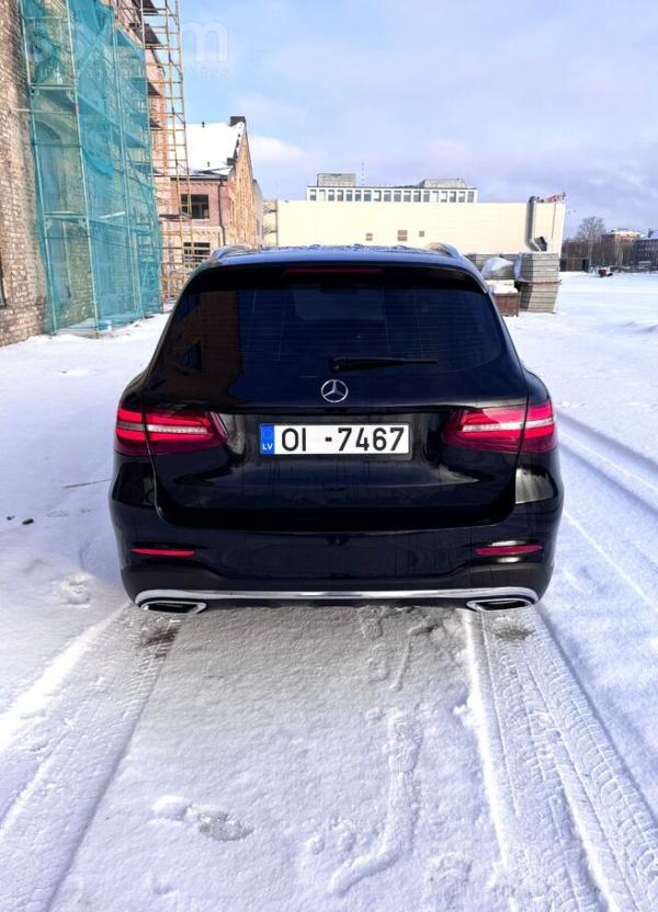Melns Mercedes-Benz GLC 220 2019 Rīga, ar dzinēja tilpumu 2.20 L un nobraukumu 92 tūkst. km par 27500 €, foto 7 vietnē AUTOMOTO.COM.LV