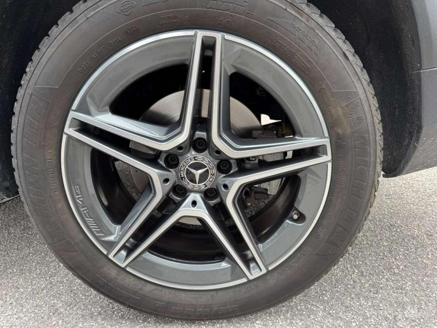Melns Mercedes-Benz GLC 220 2019 Kauņa, ar dzinēja tilpumu 1.95 L un nobraukumu 175 tūkst. km par 24950 €, foto 9 vietnē AUTOMOTO.COM.LV