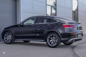 Black Mercedes-Benz GLC 220 2019 in Kaunas, with an engine capacity of 1.95 L and mileage of 182 thousand km for 32999 €, photo 9 on AUTOMOTO.COM.LV