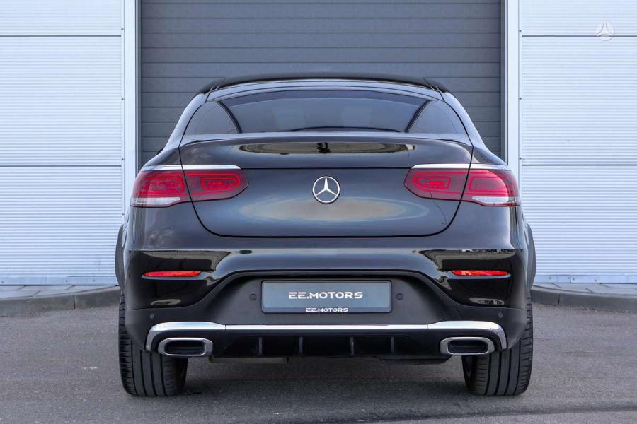 Black Mercedes-Benz GLC 220 2019 in Kaunas, with an engine capacity of 1.95 L and mileage of 182 thousand km for 32999 €, photo 11 on AUTOMOTO.COM.LV