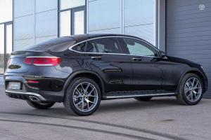 Black Mercedes-Benz GLC 220 2019 in Kaunas, with an engine capacity of 1.95 L and mileage of 182 thousand km for 32999 €, photo 13 on AUTOMOTO.COM.LV