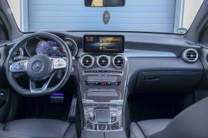 Black Mercedes-Benz GLC 220 2019 in Kaunas, with an engine capacity of 1.95 L and mileage of 182 thousand km for 32999 €, photo 25 on AUTOMOTO.COM.LV
