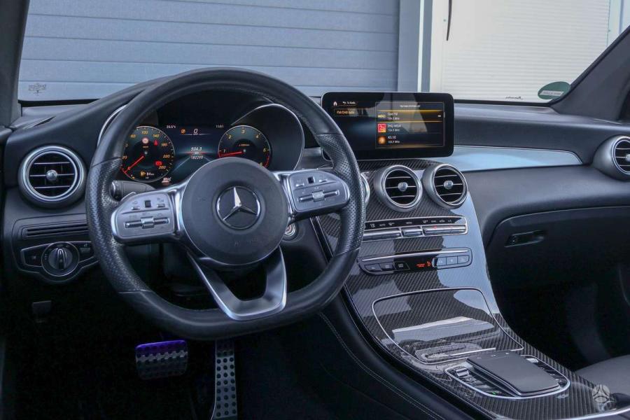 Black Mercedes-Benz GLC 220 2019 in Kaunas, with an engine capacity of 1.95 L and mileage of 182 thousand km for 32999 €, photo 26 on AUTOMOTO.COM.LV