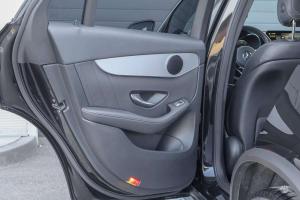 Black Mercedes-Benz GLC 220 2019 in Kaunas, with an engine capacity of 1.95 L and mileage of 182 thousand km for 32999 €, photo 50 on AUTOMOTO.COM.LV