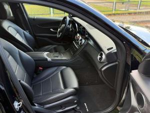 Black Mercedes-Benz GLC 220 2019 in Taurage, with an engine capacity of 2.00 L and mileage of 200 thousand km for 19500 €, photo 10 on AUTOMOTO.COM.LV