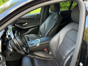 Black Mercedes-Benz GLC 220 2019 in Taurage, with an engine capacity of 2.00 L and mileage of 200 thousand km for 19500 €, photo 17 on AUTOMOTO.COM.LV