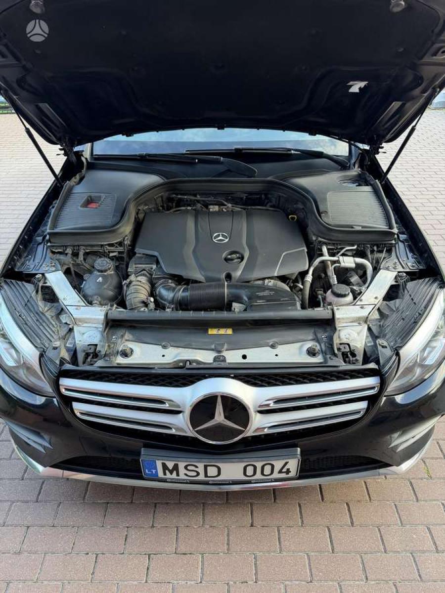 Melns Mercedes-Benz GLC 220 2019 Kauņa, ar dzinēja tilpumu 2.14 L un nobraukumu 163 tūkst. km par 28000 €, foto 1 vietnē AUTOMOTO.COM.LV