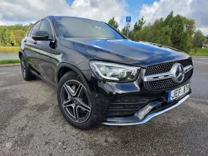 Melns Mercedes-Benz GLC 220 2019 Viļņa, ar dzinēja tilpumu 1.95 L un nobraukumu 159 tūkst. km par 28500 €, foto 3 vietnē AUTOMOTO.COM.LV