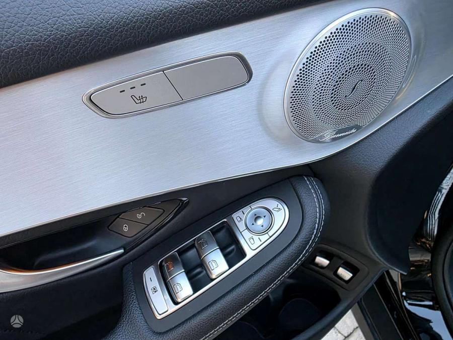Melns Mercedes-Benz GLC 220 2019 Viļņa, ar dzinēja tilpumu 1.95 L un nobraukumu 159 tūkst. km par 28500 €, foto 15 vietnē AUTOMOTO.COM.LV