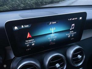 Melns Mercedes-Benz GLC 220 2019 Viļņa, ar dzinēja tilpumu 1.95 L un nobraukumu 159 tūkst. km par 28500 €, foto 35 vietnē AUTOMOTO.COM.LV