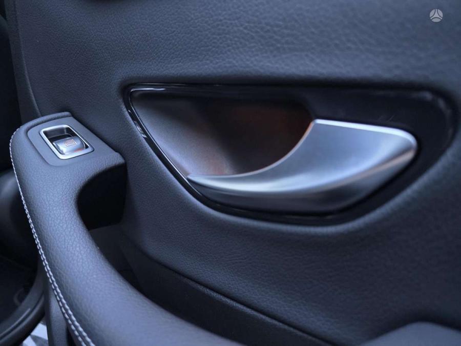 Melns Mercedes-Benz GLC 220 2019 Viļņa, ar dzinēja tilpumu 1.95 L un nobraukumu 159 tūkst. km par 28500 €, foto 37 vietnē AUTOMOTO.COM.LV