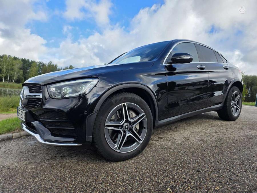 Melns Mercedes-Benz GLC 220 2019 Viļņa, ar dzinēja tilpumu 1.95 L un nobraukumu 159 tūkst. km par 28500 €, foto 44 vietnē AUTOMOTO.COM.LV