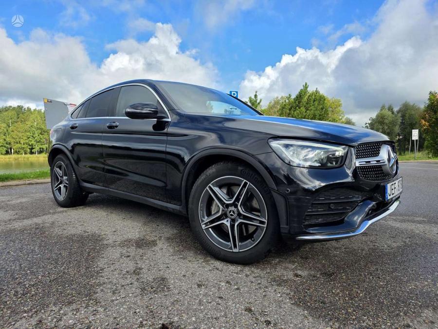 Melns Mercedes-Benz GLC 220 2019 Viļņa, ar dzinēja tilpumu 1.95 L un nobraukumu 159 tūkst. km par 28500 €, foto 45 vietnē AUTOMOTO.COM.LV