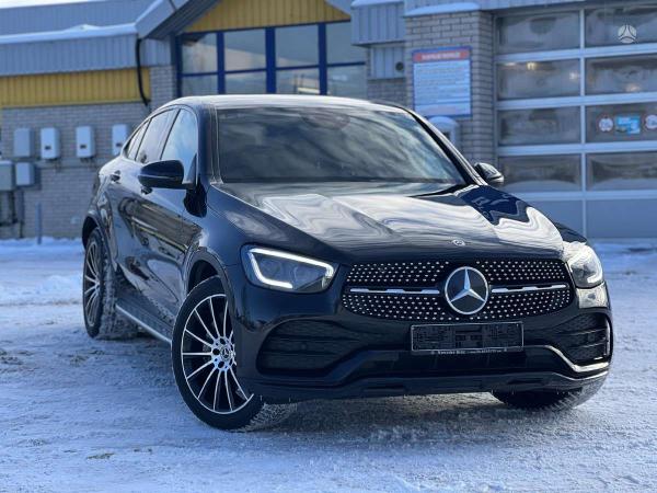 Melns Mercedes-Benz GLC 220 2020 Ukmergė, ar dzinēja tilpumu 1.95 L un nobraukumu 100 tūkst. km par 33550 €, foto 1 vietnē AUTOMOTO.COM.LV