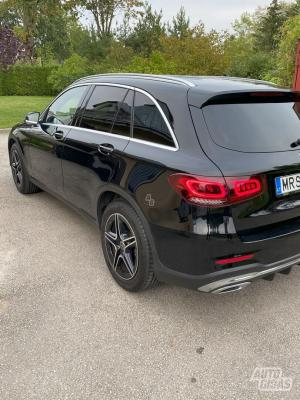 Melns Mercedes-Benz GLC 220 2020 Kauņa, ar dzinēja tilpumu 2.00 L un nobraukumu 177 tūkst. km par 29000 €, foto 6 vietnē AUTOMOTO.COM.LV