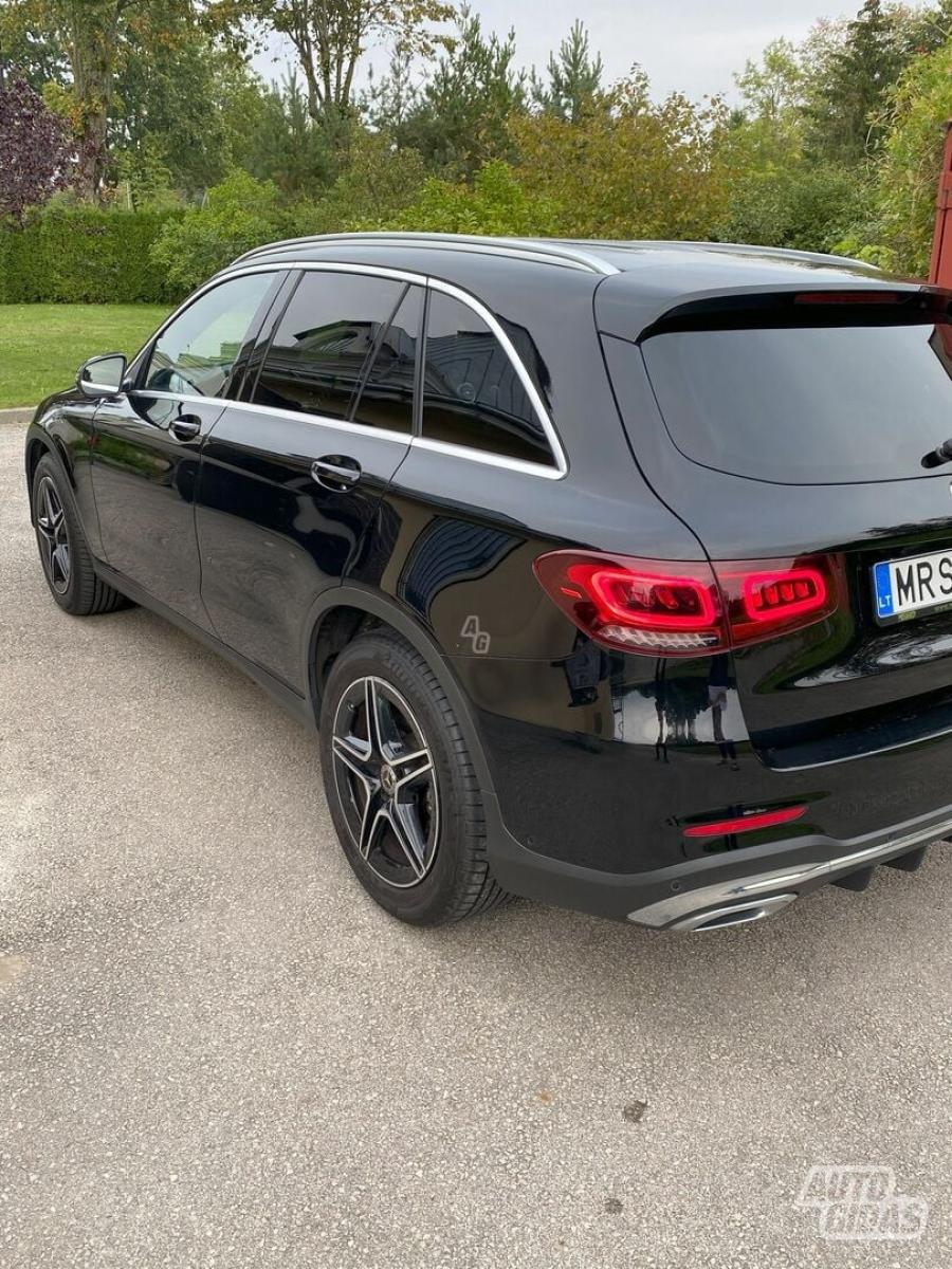 Melns Mercedes-Benz GLC 220 2020 Kauņa, ar dzinēja tilpumu 2.00 L un nobraukumu 177 tūkst. km par 29000 €, foto 6 vietnē AUTOMOTO.COM.LV