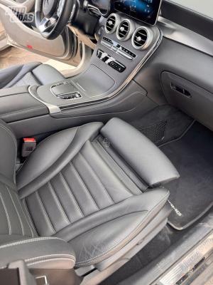 Melns Mercedes-Benz GLC 220 2020 Kauņa, ar dzinēja tilpumu 2.00 L un nobraukumu 177 tūkst. km par 29000 €, foto 8 vietnē AUTOMOTO.COM.LV