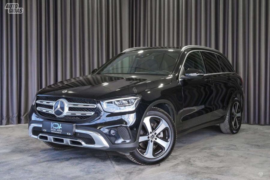 Black Mercedes-Benz GLC 220 2021 in Marijampole, with an engine capacity of 2.00 L and mileage of 189 thousand km for 27950 €, photo 5 on AUTOMOTO.COM.LV