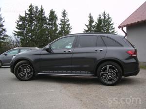 Черный Мерседес ГЛЦ 220 2021 в Рига, объемом двигателя 2.00 л и пробегом 0 тыс. км за 33450 €, фото 5 на AUTOMOTO.COM.LV
