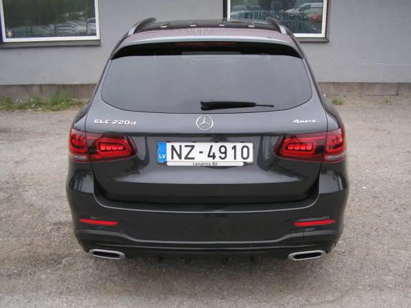 Melns Mercedes-Benz GLC 220 2021 Sigulda, ar dzinēja tilpumu 2.00 L un nobraukumu 177 tūkst. km par 33450 €, foto 6 vietnē AUTOMOTO.COM.LV
