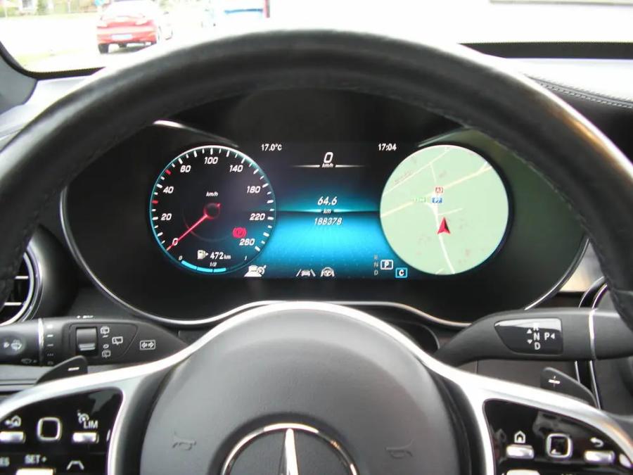 Melns Mercedes-Benz GLC 220 2021 Sigulda, ar dzinēja tilpumu 2.00 L un nobraukumu 177 tūkst. km par 33450 €, foto 16 vietnē AUTOMOTO.COM.LV