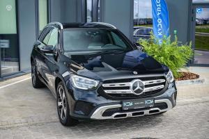 Melns Mercedes-Benz GLC 220 2021 Kauņa, ar dzinēja tilpumu 1.95 L un nobraukumu 189 tūkst. km par 26450 €, foto 3 vietnē AUTOMOTO.COM.LV
