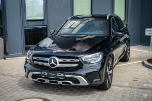 Melns Mercedes-Benz GLC 220 2021 Kauņa, ar dzinēja tilpumu 1.95 L un nobraukumu 189 tūkst. km par 26450 €, foto 5 vietnē AUTOMOTO.COM.LV