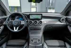 Melns Mercedes-Benz GLC 220 2021 Kauņa, ar dzinēja tilpumu 1.95 L un nobraukumu 189 tūkst. km par 26450 €, foto 17 vietnē AUTOMOTO.COM.LV