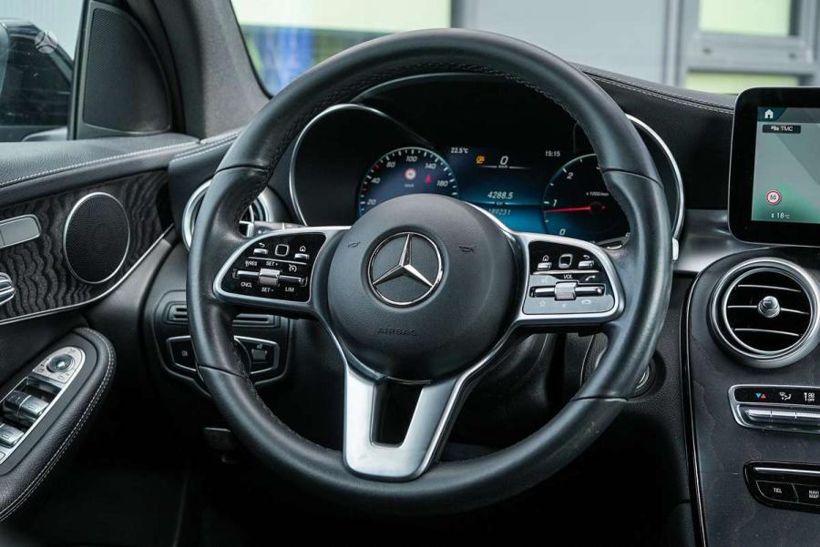 Melns Mercedes-Benz GLC 220 2021 Kauņa, ar dzinēja tilpumu 1.95 L un nobraukumu 189 tūkst. km par 26450 €, foto 19 vietnē AUTOMOTO.COM.LV