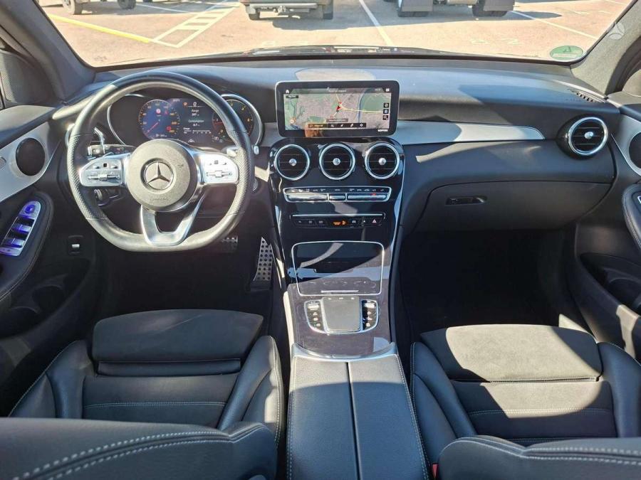 Черный Мерседес ГЛЦ 220 2021 в Каунас, объемом двигателя 1.95 л и пробегом 97 тыс. км за 32300 €, фото 11 на AUTOMOTO.COM.LV