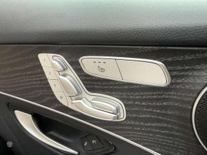 Melns Mercedes-Benz GLC 220 2022 Alīta, ar dzinēja tilpumu 1.95 L un nobraukumu 411 tūkst. km par 19900 €, foto 21 vietnē AUTOMOTO.COM.LV
