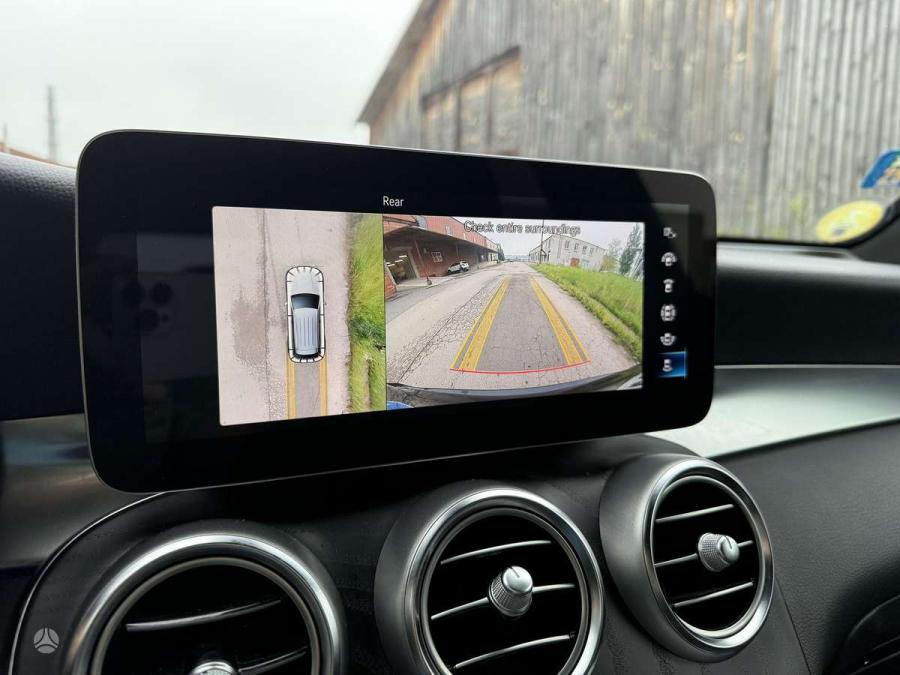 Melns Mercedes-Benz GLC 220 2022 Alīta, ar dzinēja tilpumu 1.95 L un nobraukumu 411 tūkst. km par 19900 €, foto 18 vietnē AUTOMOTO.COM.LV
