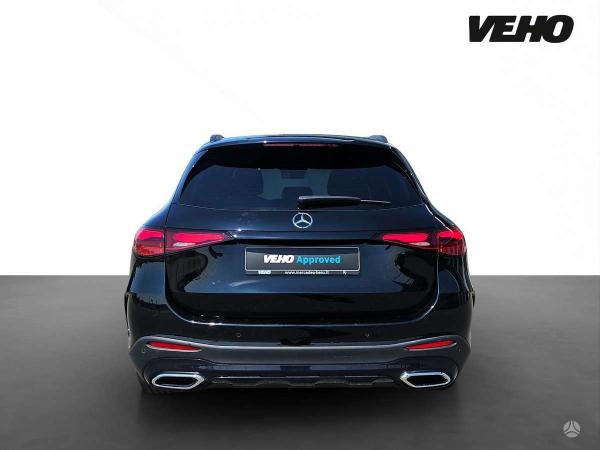 Melns Mercedes-Benz GLC 220 2023 Klaipėda, ar dzinēja tilpumu 1.99 L un nobraukumu 135 tūkst. km par 45900 €, foto 4 vietnē AUTOMOTO.COM.LV