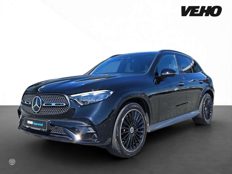 Black Mercedes-Benz GLC 220 2023 in Klaipeda, with an engine capacity of 1.99 L and mileage of 93 thousand km for 49900 €, photo 1 on AUTOMOTO.COM.LV