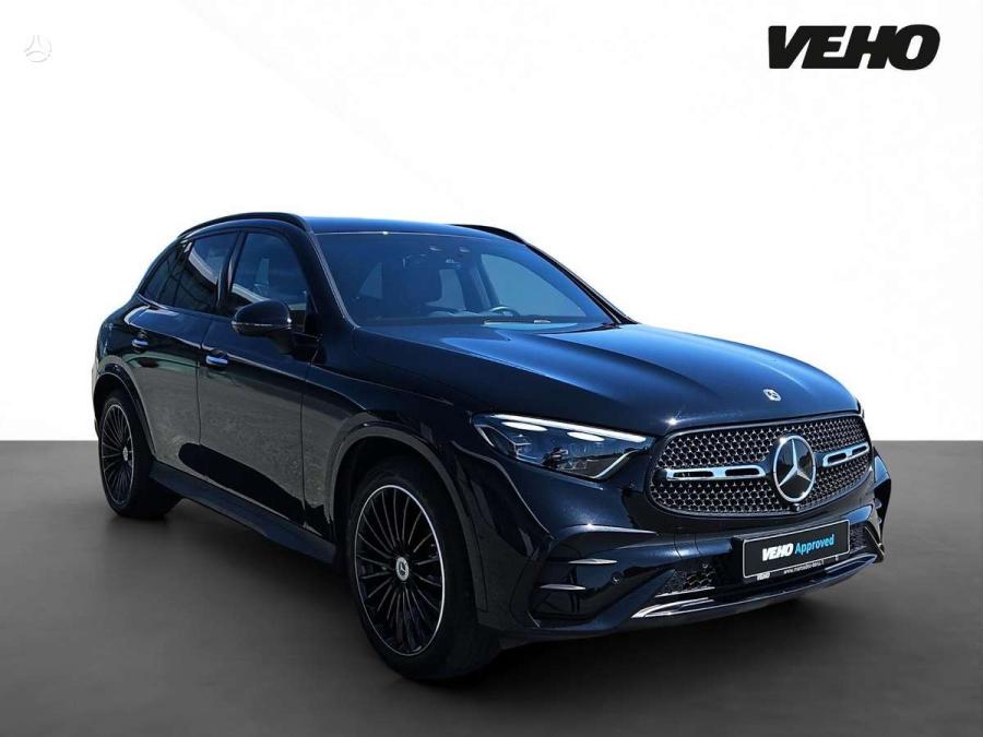Black Mercedes-Benz GLC 220 2023 in Klaipeda, with an engine capacity of 1.99 L and mileage of 93 thousand km for 49900 €, photo 8 on AUTOMOTO.COM.LV