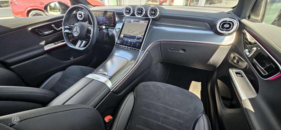 Black Mercedes-Benz GLC 220 2023 in Klaipeda, with an engine capacity of 1.99 L and mileage of 93 thousand km for 49900 €, photo 26 on AUTOMOTO.COM.LV