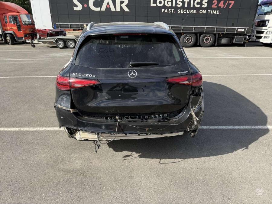 Melns Mercedes-Benz GLC 220 2024 Kauņa, ar dzinēja tilpumu 1.99 L un nobraukumu 0 tūkst. km par 10890 €, foto 6 vietnē AUTOMOTO.COM.LV