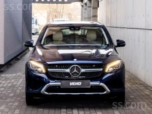 Blue Mercedes-Benz GLC 220 2017 in Riga, with an engine capacity of 2.20 L and mileage of 156 thousand km for 27500 €, photo 2 on AUTOMOTO.COM.LV