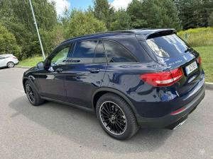 Blue Mercedes-Benz GLC 220 2017 in Vilnius, with an engine capacity of 2.14 L and mileage of 233 thousand km for 16500 €, photo 5 on AUTOMOTO.COM.LV