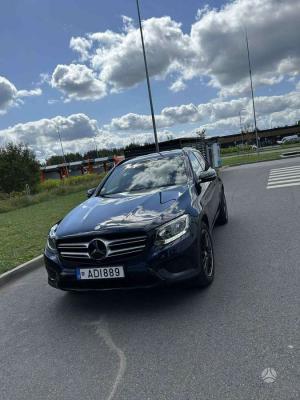 Blue Mercedes-Benz GLC 220 2017 in Vilnius, with an engine capacity of 2.14 L and mileage of 233 thousand km for 16500 €, photo 7 on AUTOMOTO.COM.LV