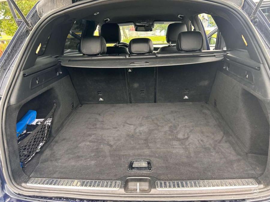 Blue Mercedes-Benz GLC 220 2017 in Vilnius, with an engine capacity of 2.14 L and mileage of 233 thousand km for 16500 €, photo 11 on AUTOMOTO.COM.LV