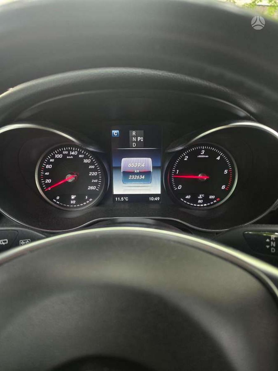 Blue Mercedes-Benz GLC 220 2017 in Vilnius, with an engine capacity of 2.14 L and mileage of 233 thousand km for 16500 €, photo 13 on AUTOMOTO.COM.LV