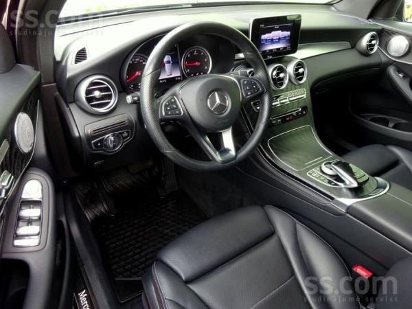 Zils Mercedes-Benz GLC 220 2019 Rīga, ar dzinēja tilpumu 2.20 L un nobraukumu 94 tūkst. km par 23900 €, foto 6 vietnē AUTOMOTO.COM.LV