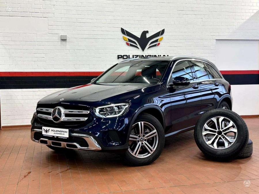 Zils Mercedes-Benz GLC 220 2022 Viļņa, ar dzinēja tilpumu 1.95 L un nobraukumu 66 tūkst. km par 34950 €, foto 1 vietnē AUTOMOTO.COM.LV