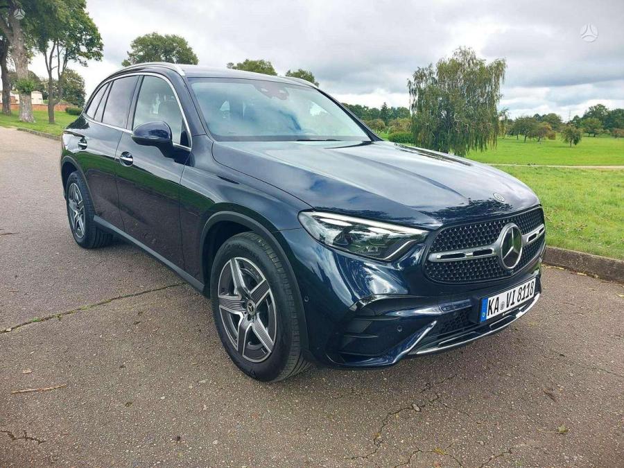 Zils Mercedes-Benz GLC 220 2023 Kauņa, ar dzinēja tilpumu 1.99 L un nobraukumu 108 tūkst. km par 44500 €, foto 1 vietnē AUTOMOTO.COM.LV